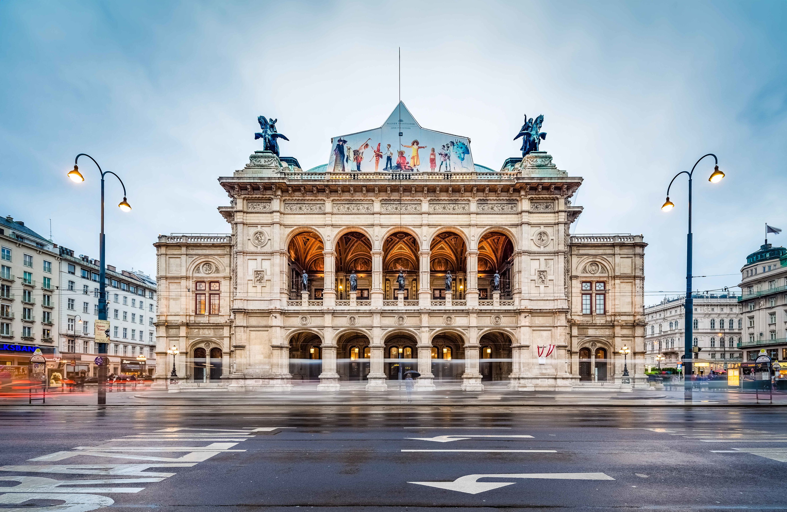 Opera Ball 2024: A guide to the perfect ball evening - Falstaff